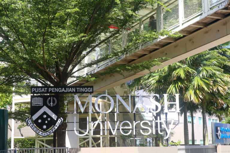 Security alert disrupts Monash University Malaysia as police ...