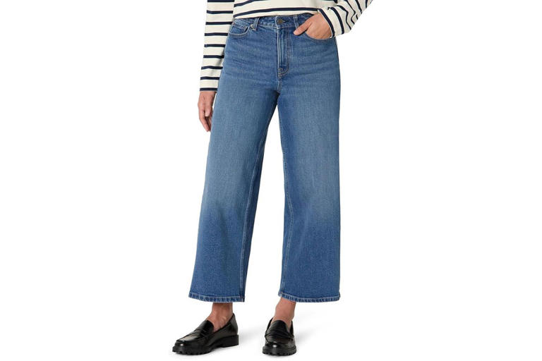 Gwyneth Paltrow put a dressy spin on the comfy jeans style taking over ...