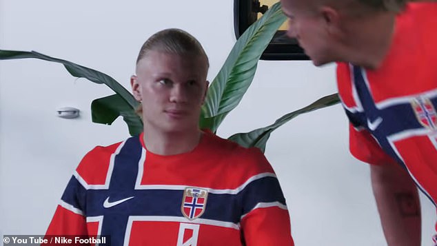 Cole Palmer stars in new Nike World Cup ad despite being left out of ...