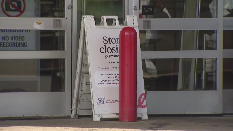 South Side Walgreens closing, prompting outcry over pharmacy desert fears