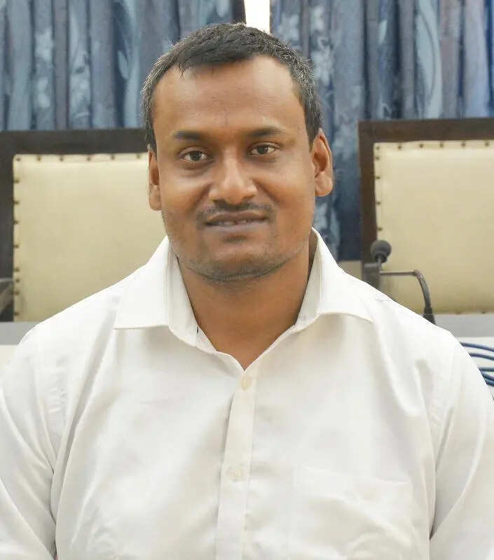TMC head or chief adviser? Rebels divided on Didi role