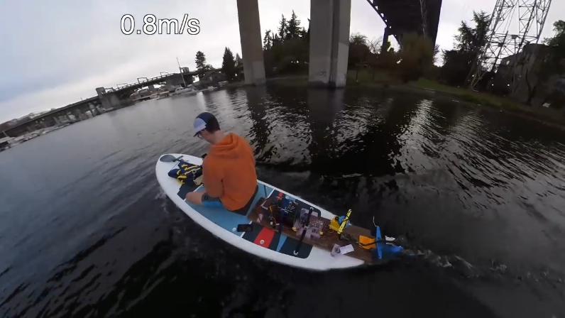 Testing a toroidal propeller on an electric surfboard