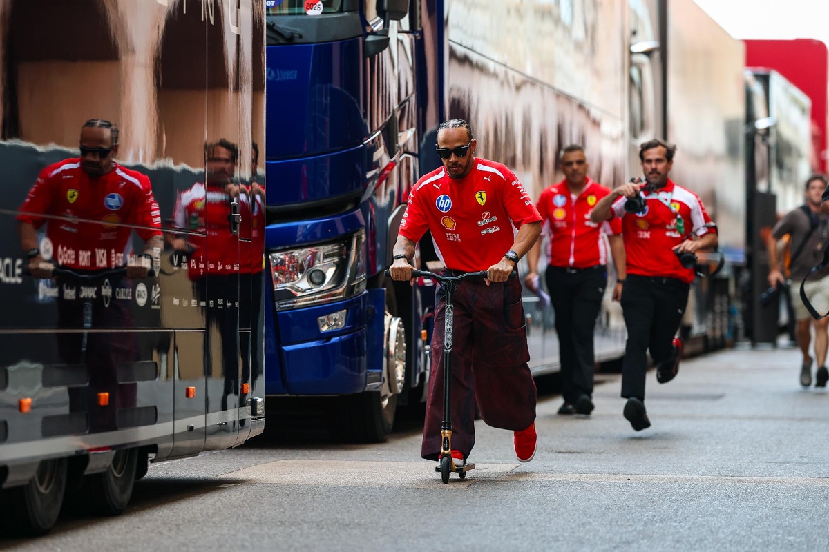 Lewis Hamilton stuns F1 fans with limited edition Ducati paddock ...