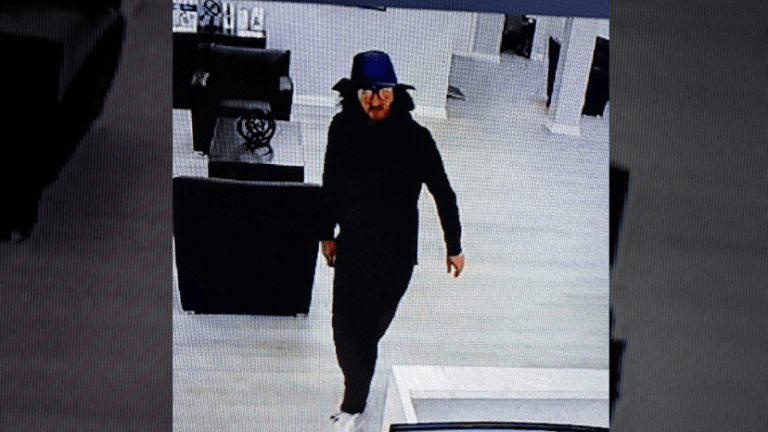 Bank robbed with note in West Virginia, suspect arrested
