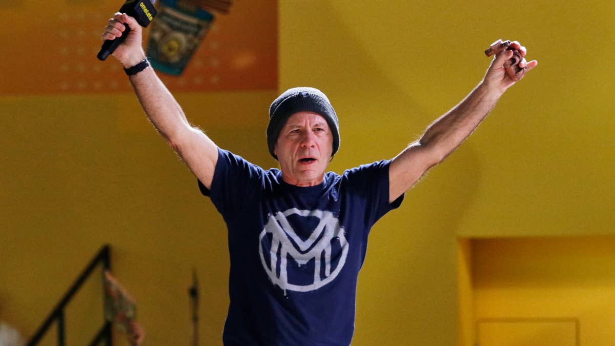 Iron Maiden is hiring an ambassador for its Run for Your Lives tour ...