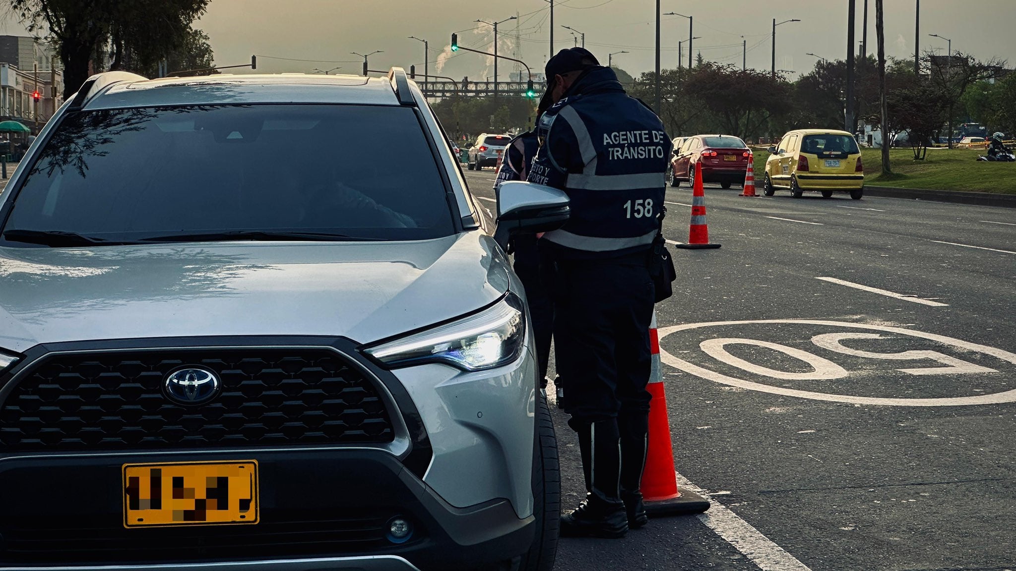Agentes de tránsito estarían montando retenes ilegales, denuncia ...