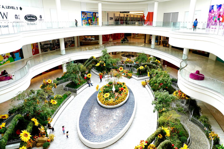 Where to eat at the American Dream Mall in New Jersey