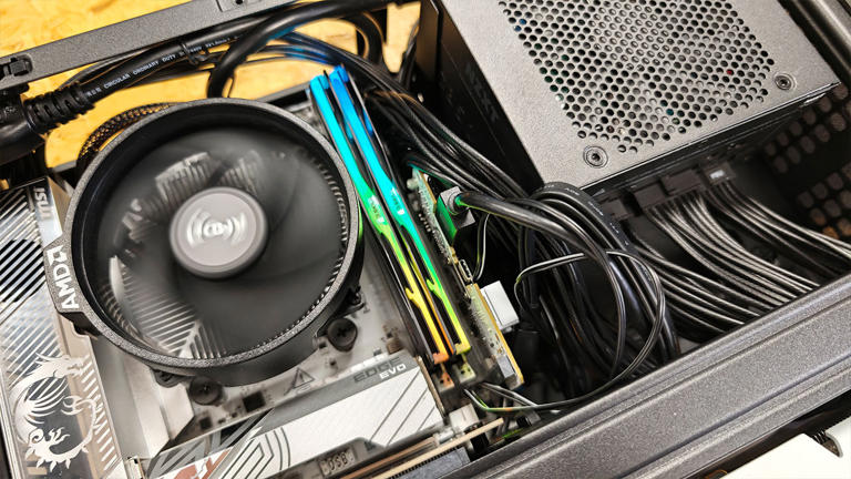 NZXT C850 SFX Gold PSU review