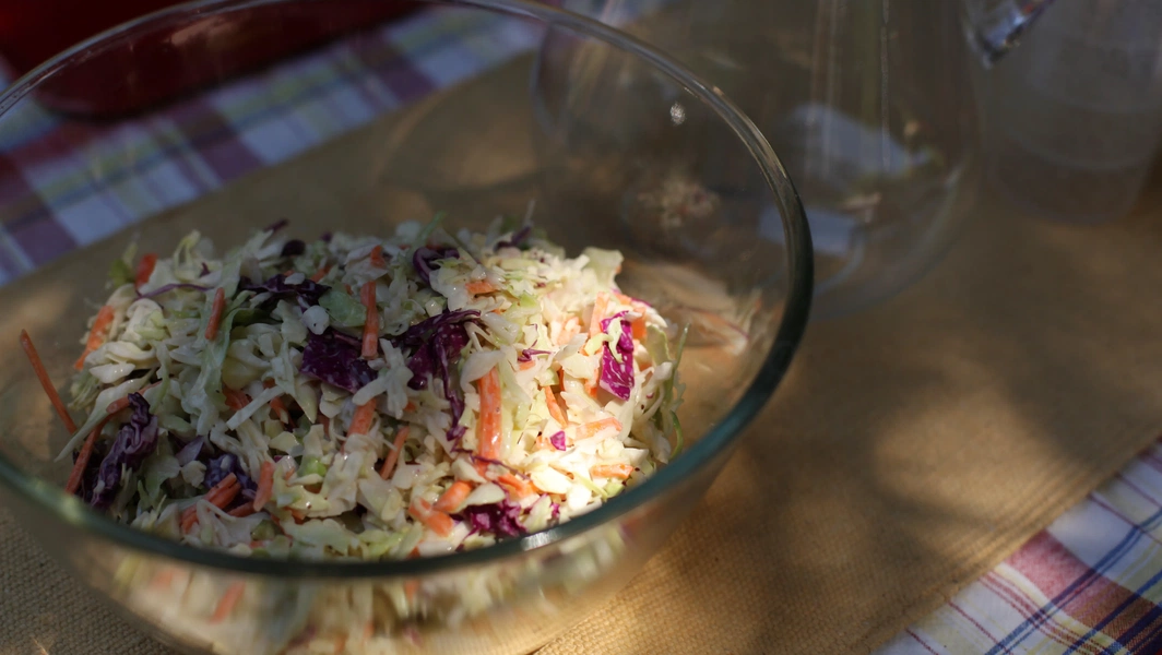 16 delicious sides and toppings for hot dogs