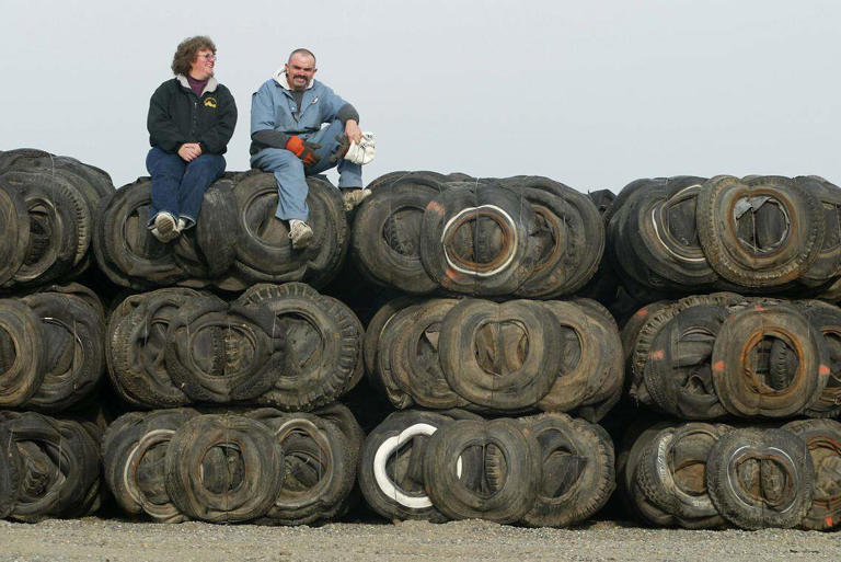 State found $3.2M to clean up WA's largest tire pile. What happens next?