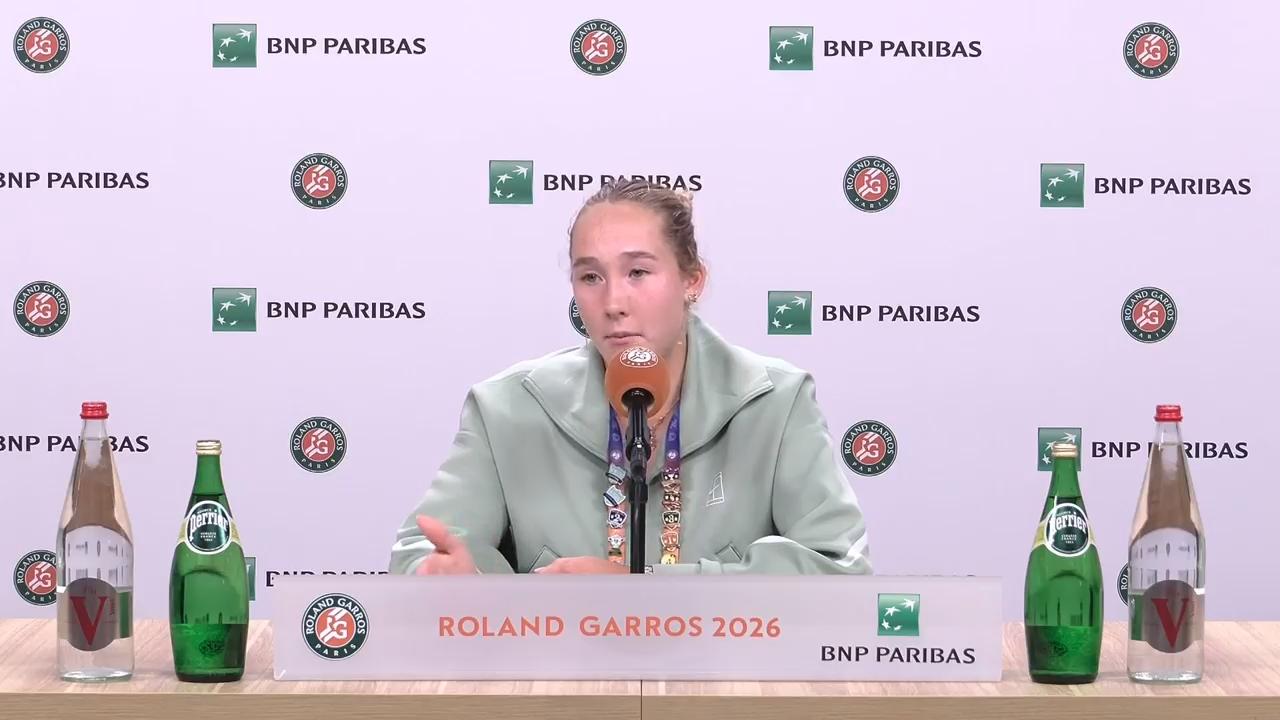 Seeing "the little hairs on the ball" helps Andreeva to semis victory ...