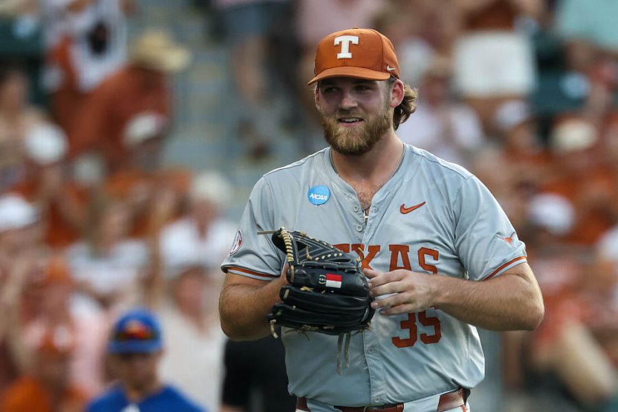 Texas’ Pack, Cozart earn national honors after standout freshmen seasons