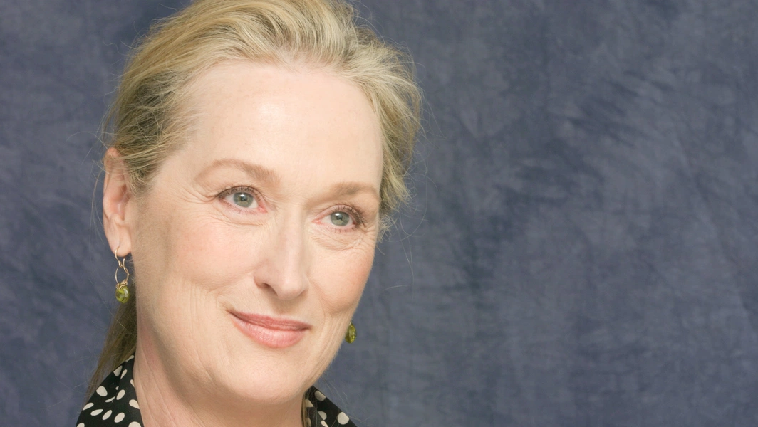 13 iconic Meryl Streep fashion moments