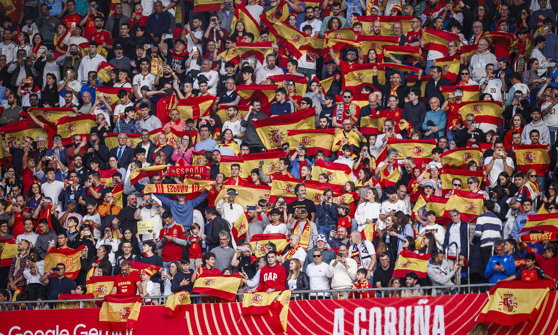 Fans still waiting for FIFA to reimburse them from official World Cup ...