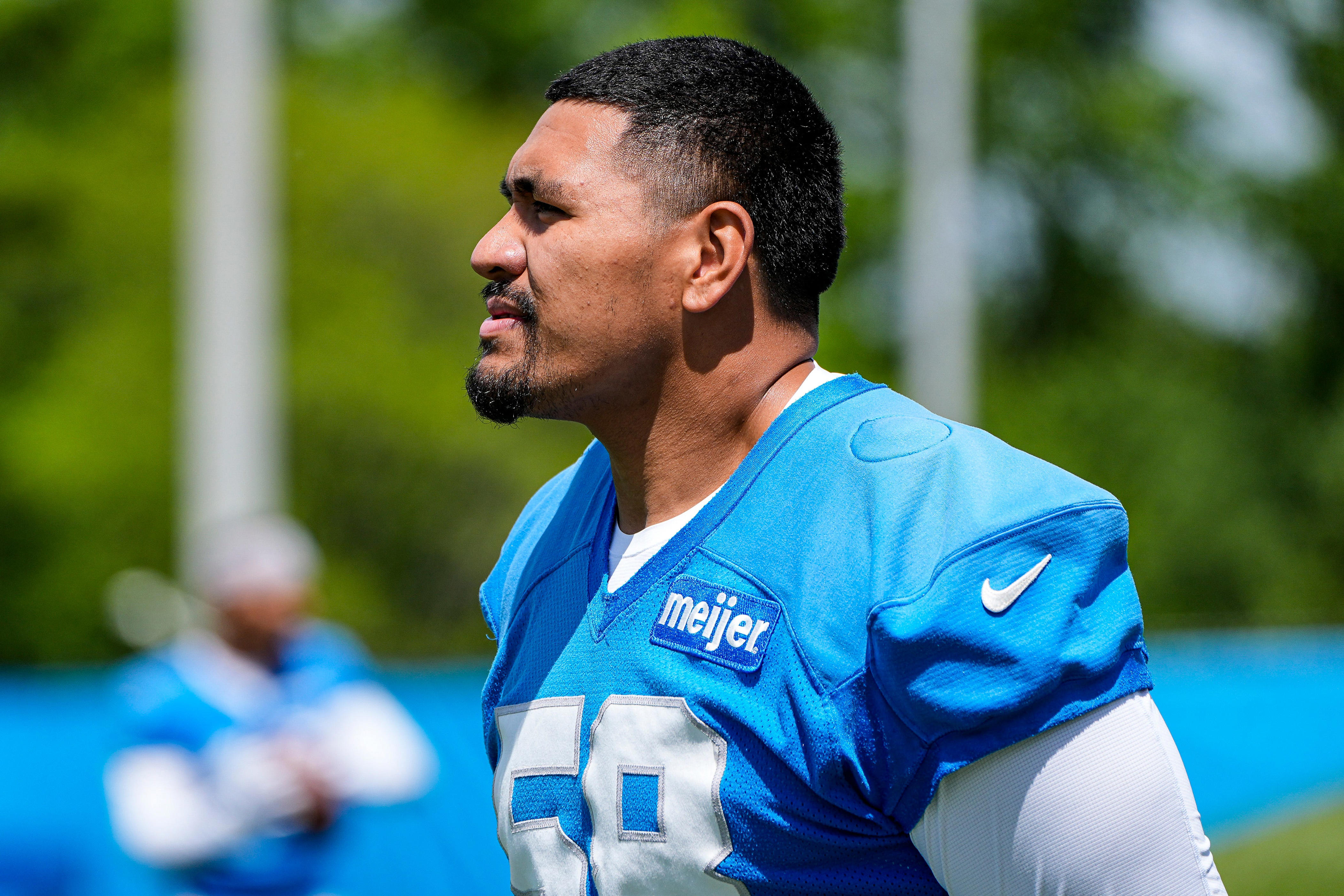 Detroit Lions losing no sleep over Penei Sewell's move to left tackle
