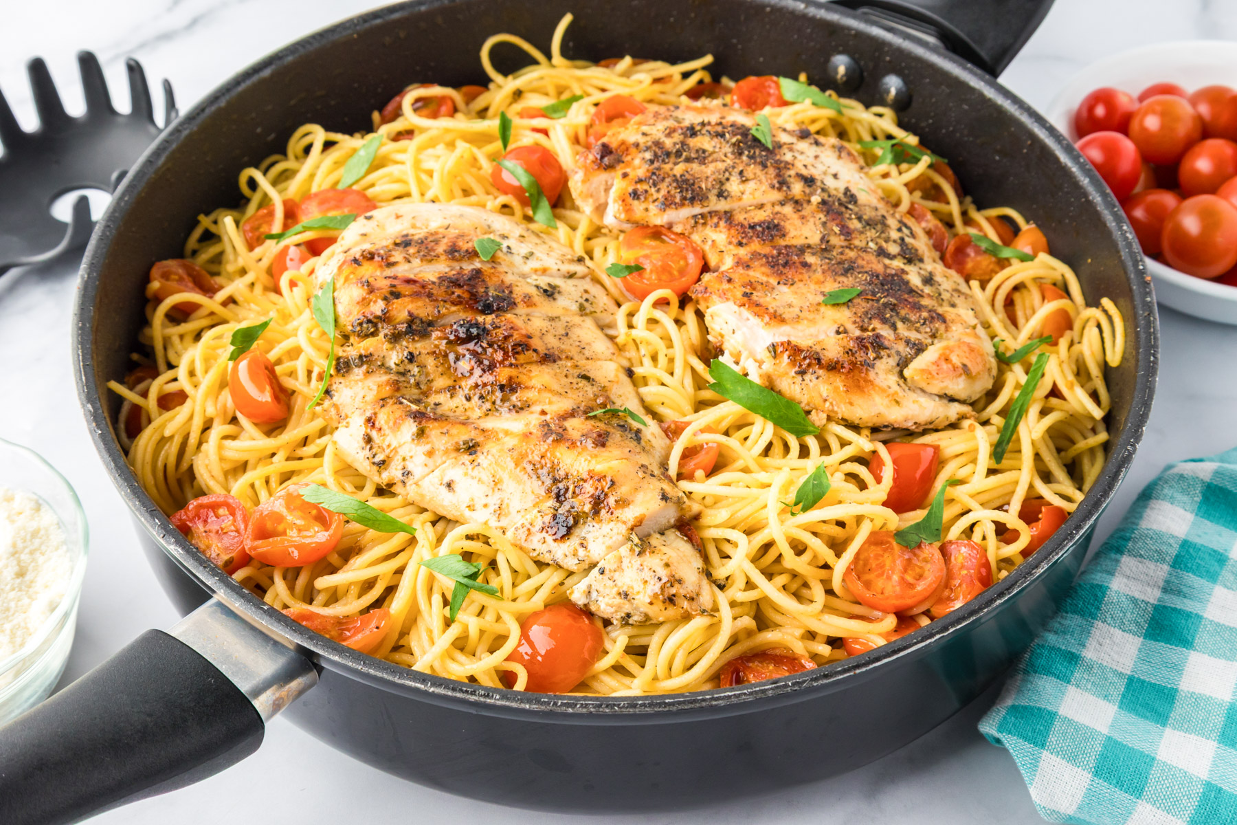 Bruschetta chicken pasta