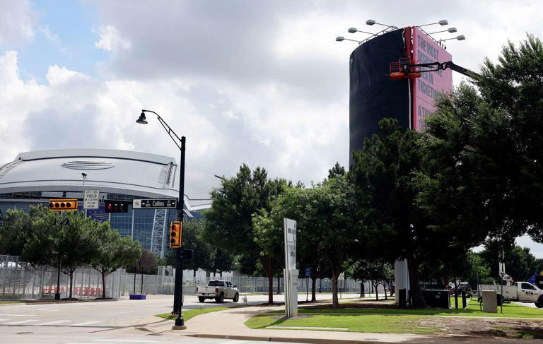 AT&T Stadium sign covered as World Cup preps 'Dallas Stadium'