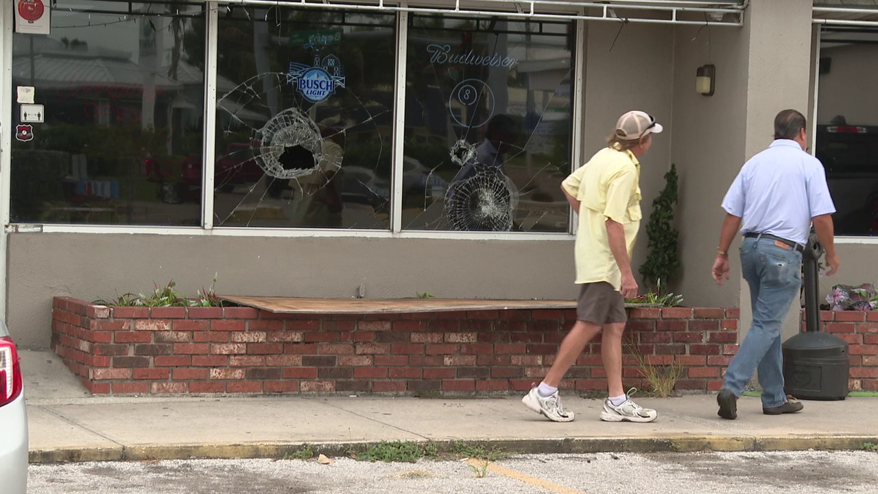 Sarasota County bar rampage: Woman accused of hurling bricks through ...