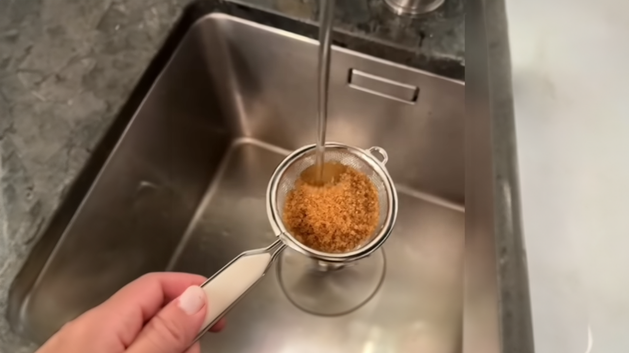 Doctor explains what’s actually in brown sugar