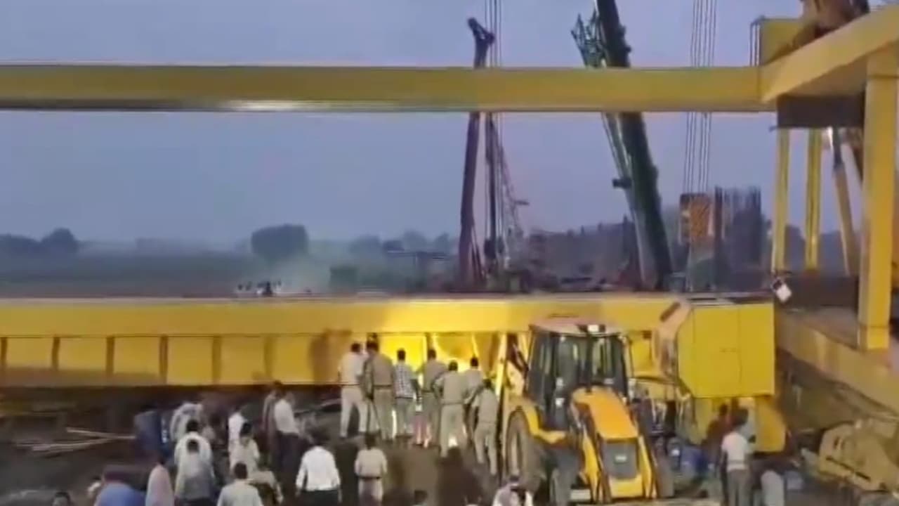 Faridabad: Crane overturns at Jewar Airport flyover site, 3 dead