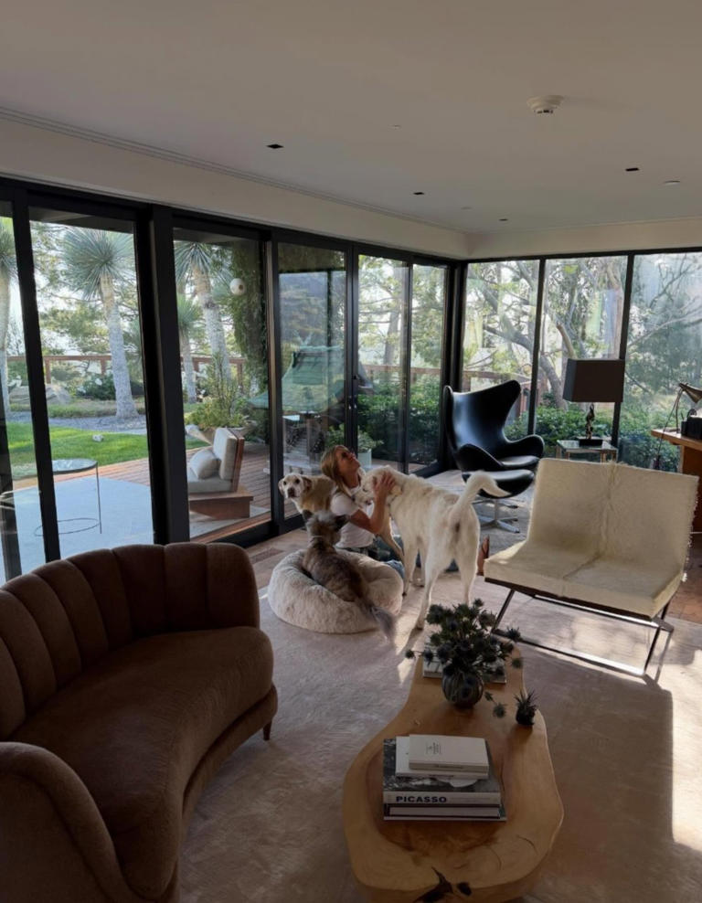 Exclusive: Jennifer Aniston’s partner Jim Curtis whips $1.5 million New ...
