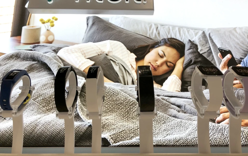 Fitbit Air watch hack surges as Google opens design