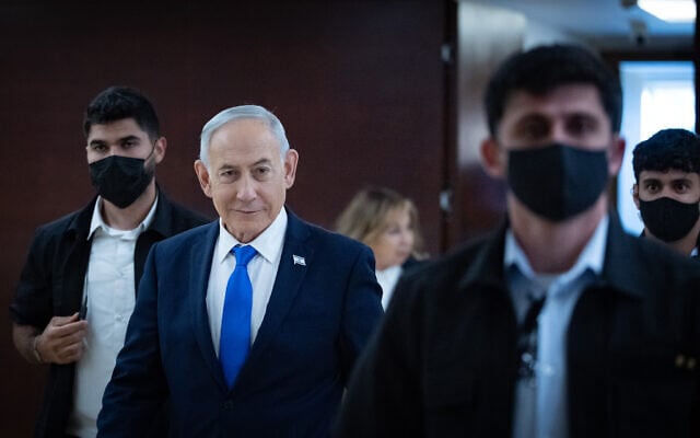 Poll shows anti-Netanyahu bloc winning majority; Eisenkot seen as best ...