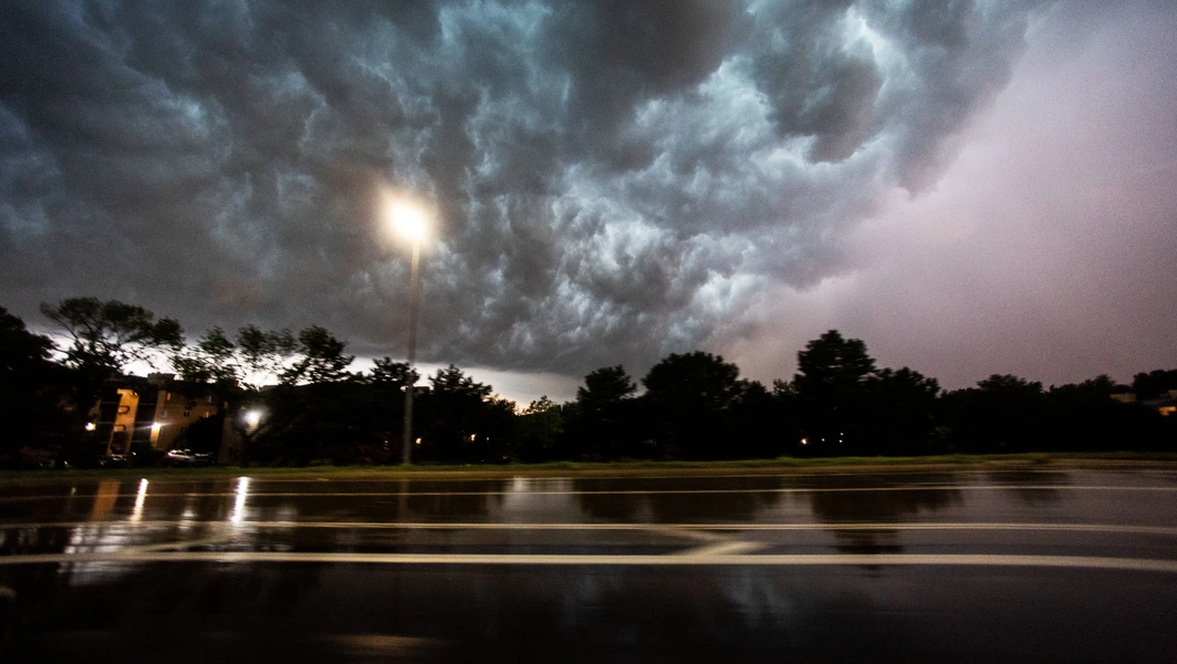 Becoming a professional storm chaser