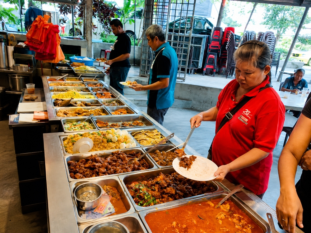 Is ‘economy rice’ still the economical choice? How mixed rice/nasi ...
