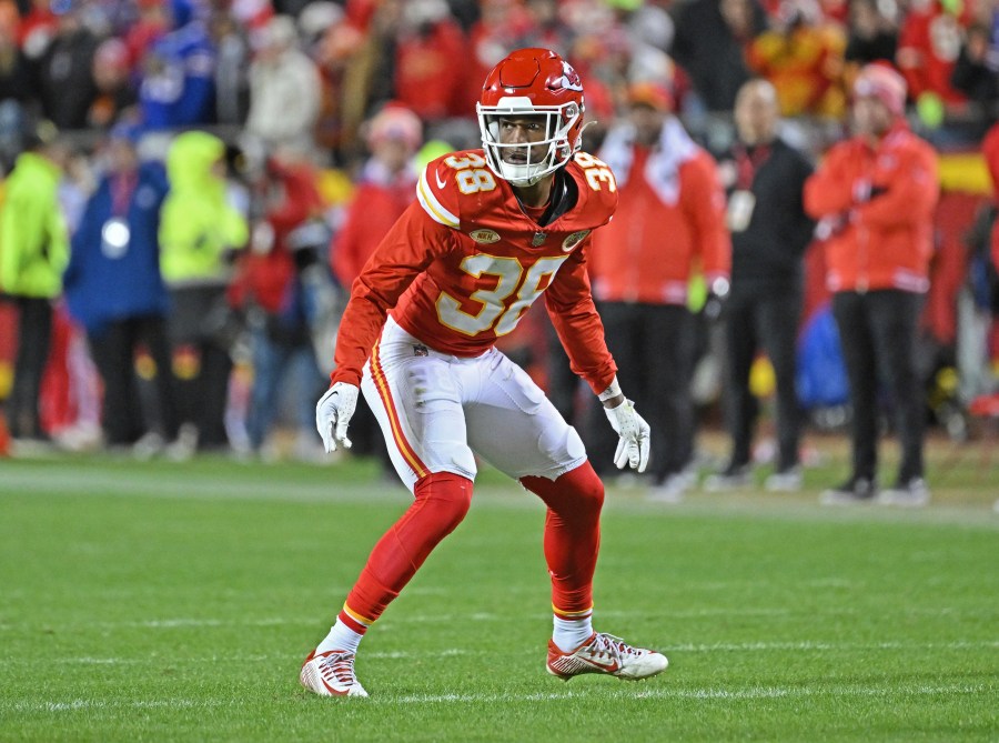 Former Chiefs cornerback meets with team, sparking reunion rumors