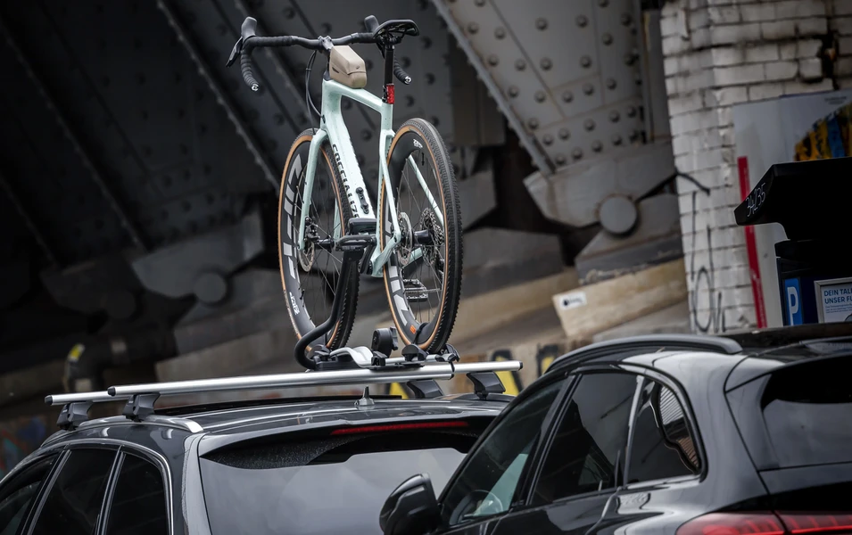Choosing the perfect roof rack for adventures