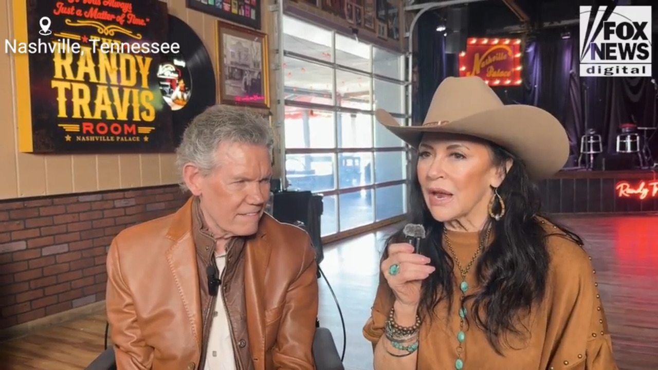 Mary Travis admits her husband Randy Travis' health crisis made their ...