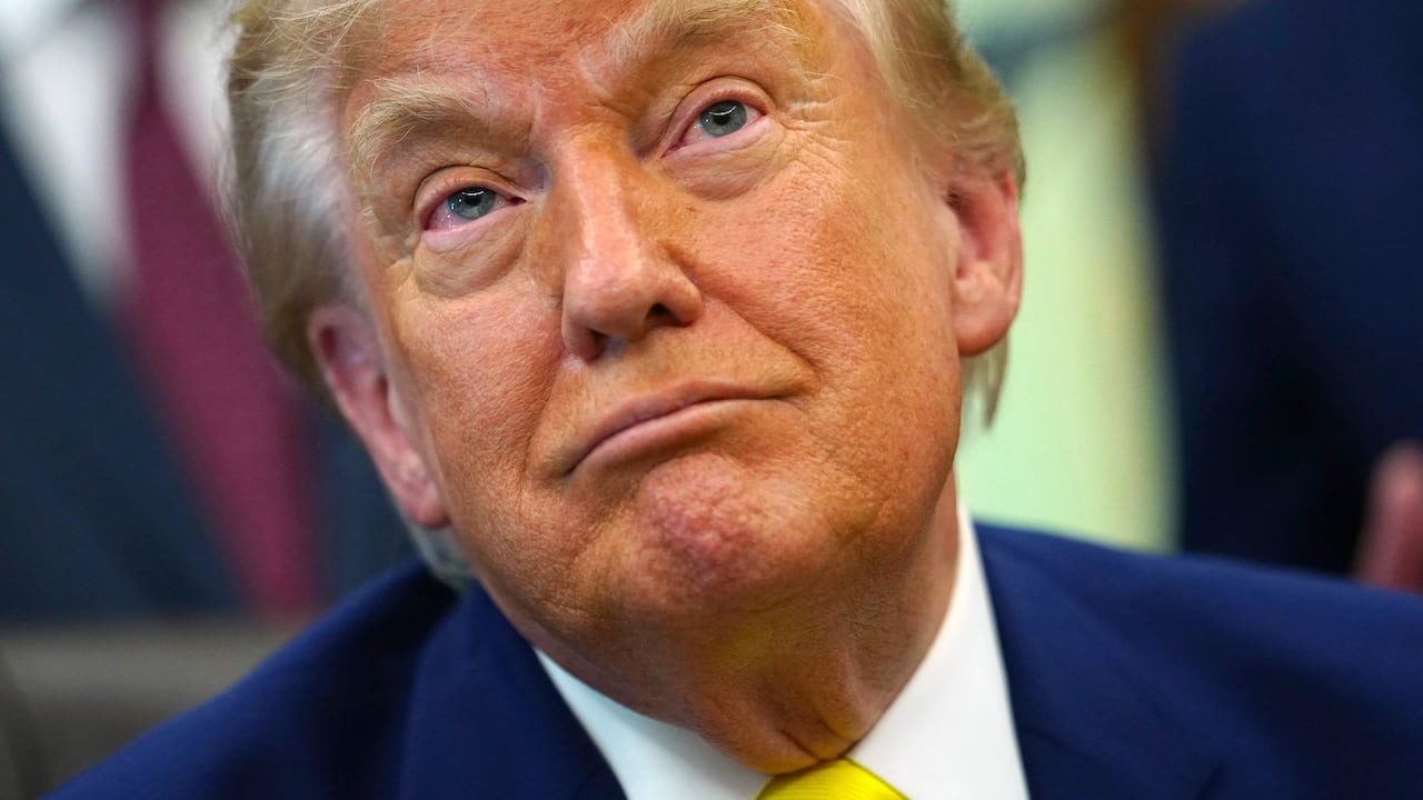 Trump lashes out after 4 'grandstanding' Republicans vote to end Iran war