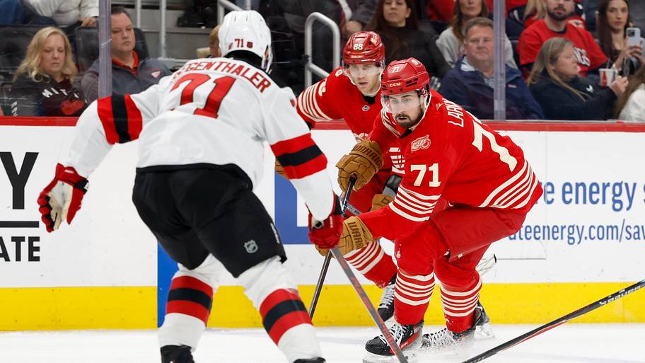 Capitals should consider targeting Dylan Larkin following trade request