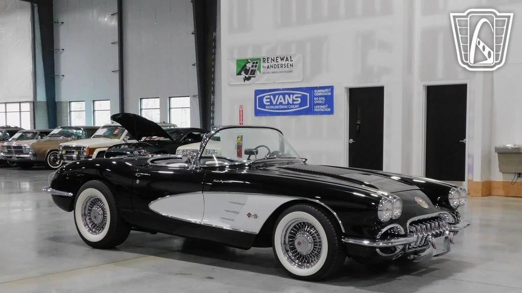 1958 Chevy Corvette for sale with 383ci V8, pristine condition