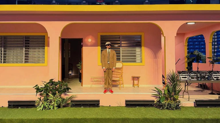Cómo es La Casita de Bad Bunny por dentro y quién entra: barra libre ...