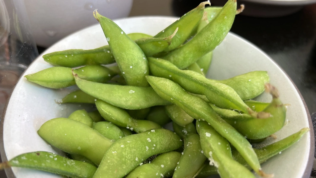 16 high-protein, high-fiber snacks for lasting energy