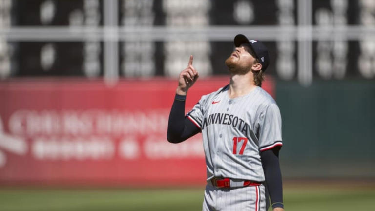 MLB: Twins pitcher blames Fenway Park baseballs for his arm injury ...