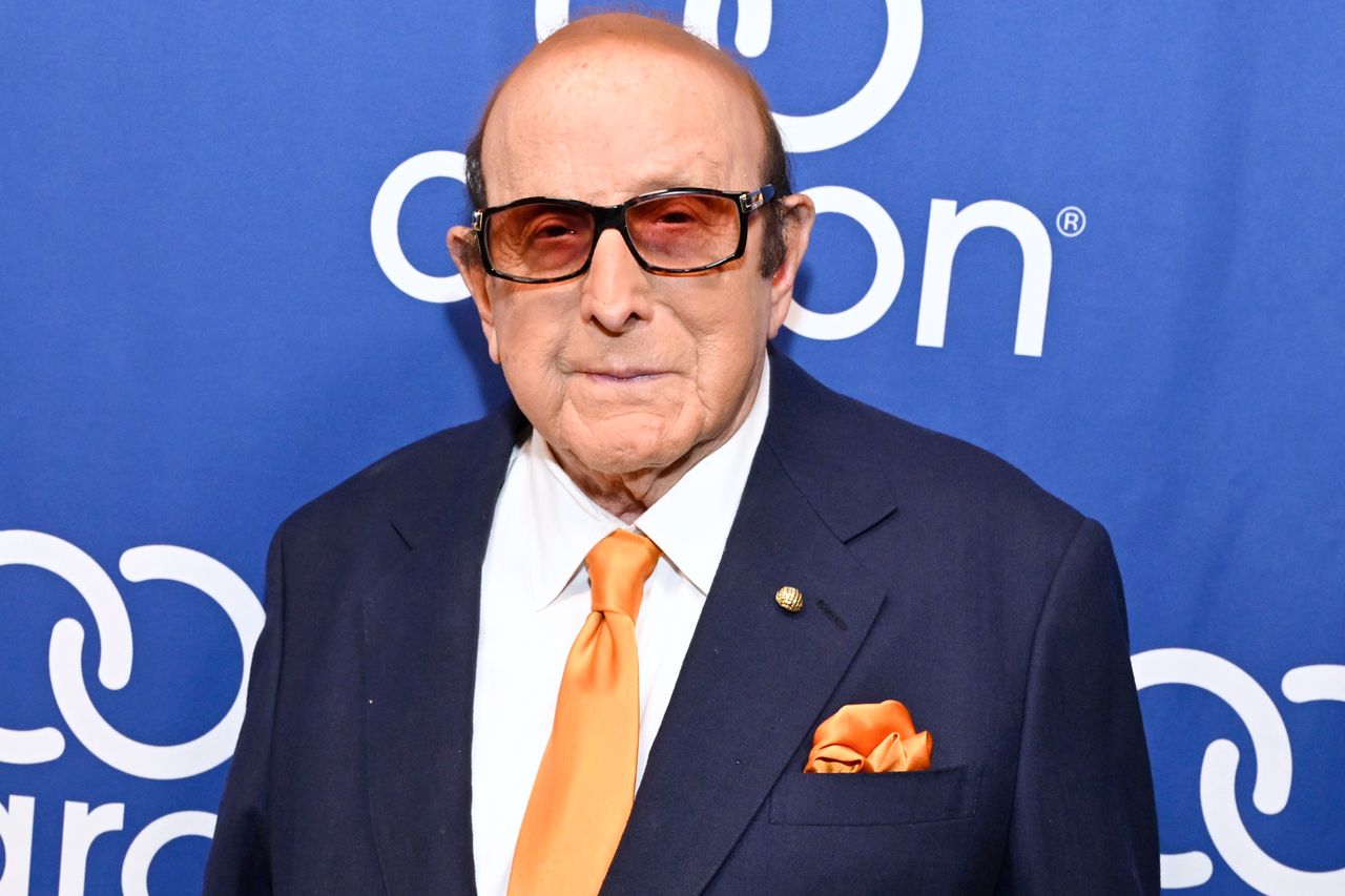 Clive Davis, 94, home recovering after recent hospitalization