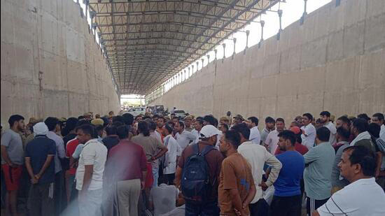 Kin of abducted Loni man launch protest, allege police inaction