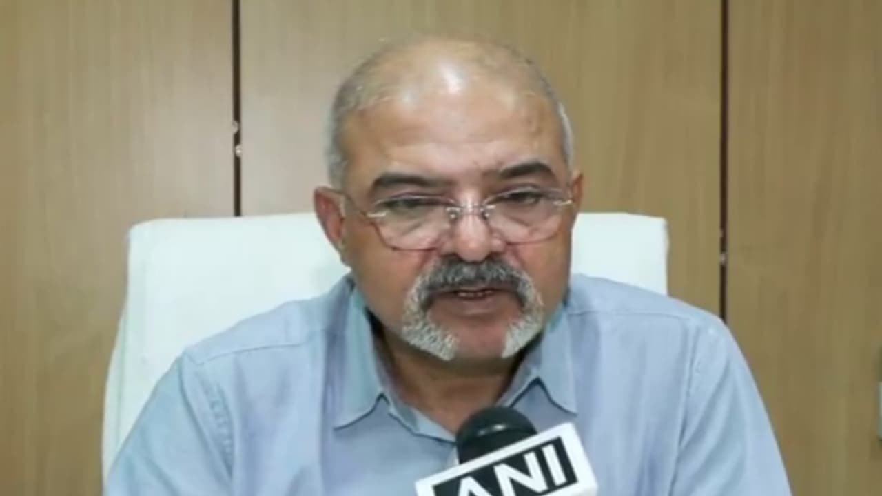 Malviya Nagar fire: Building's sealed windows trapped victims, says CFO