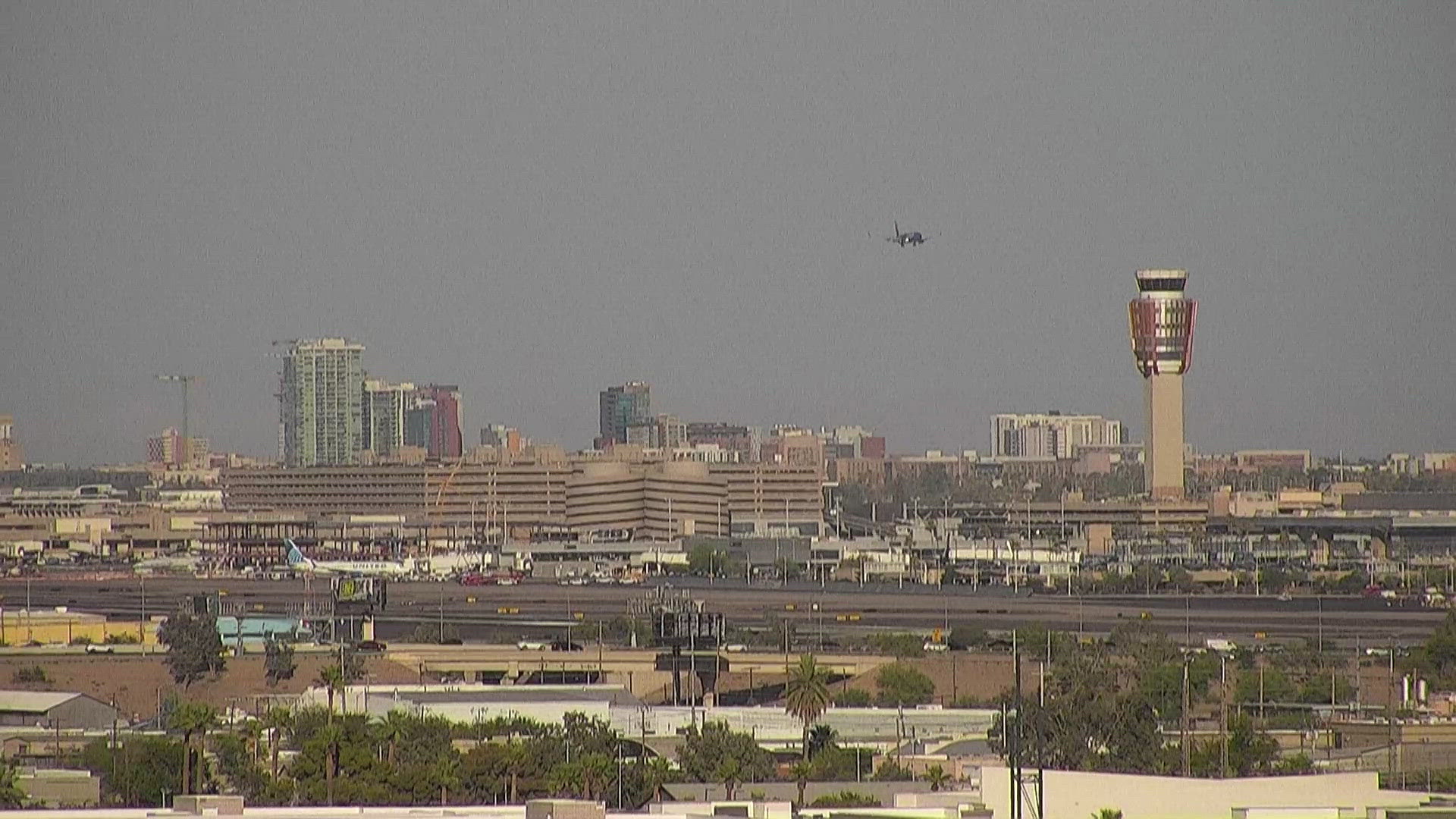 Flight delays at Phoenix Sky Harbor due to staffing shortages, FAA says