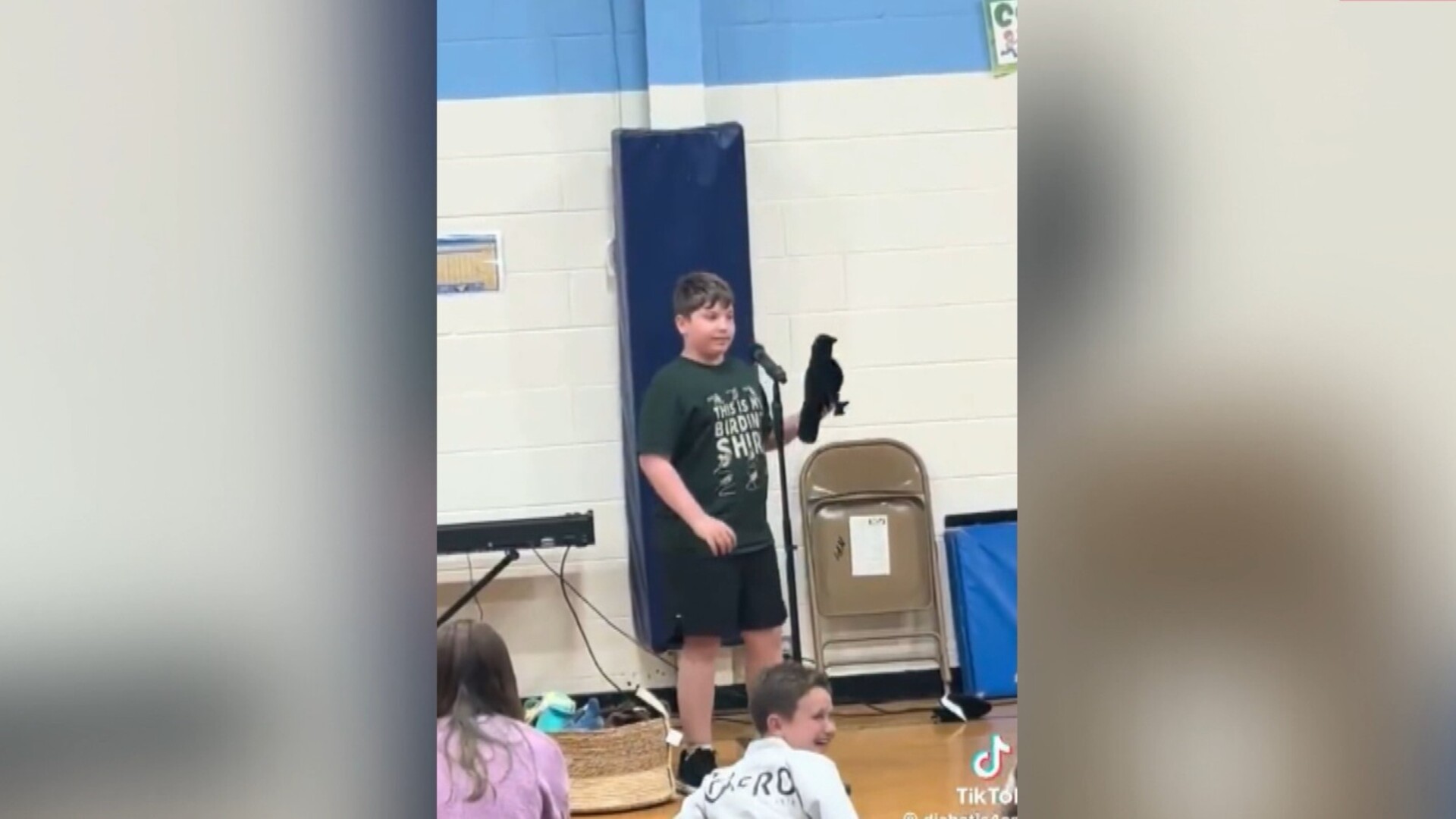 Kid goes viral over his imitation of different bird calls at a US ...