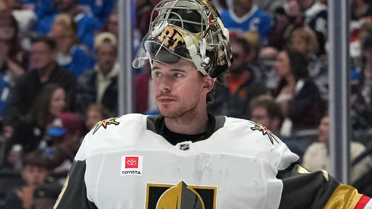 Carter Hart cheered and booed, 1 year after sexual assault acquittal