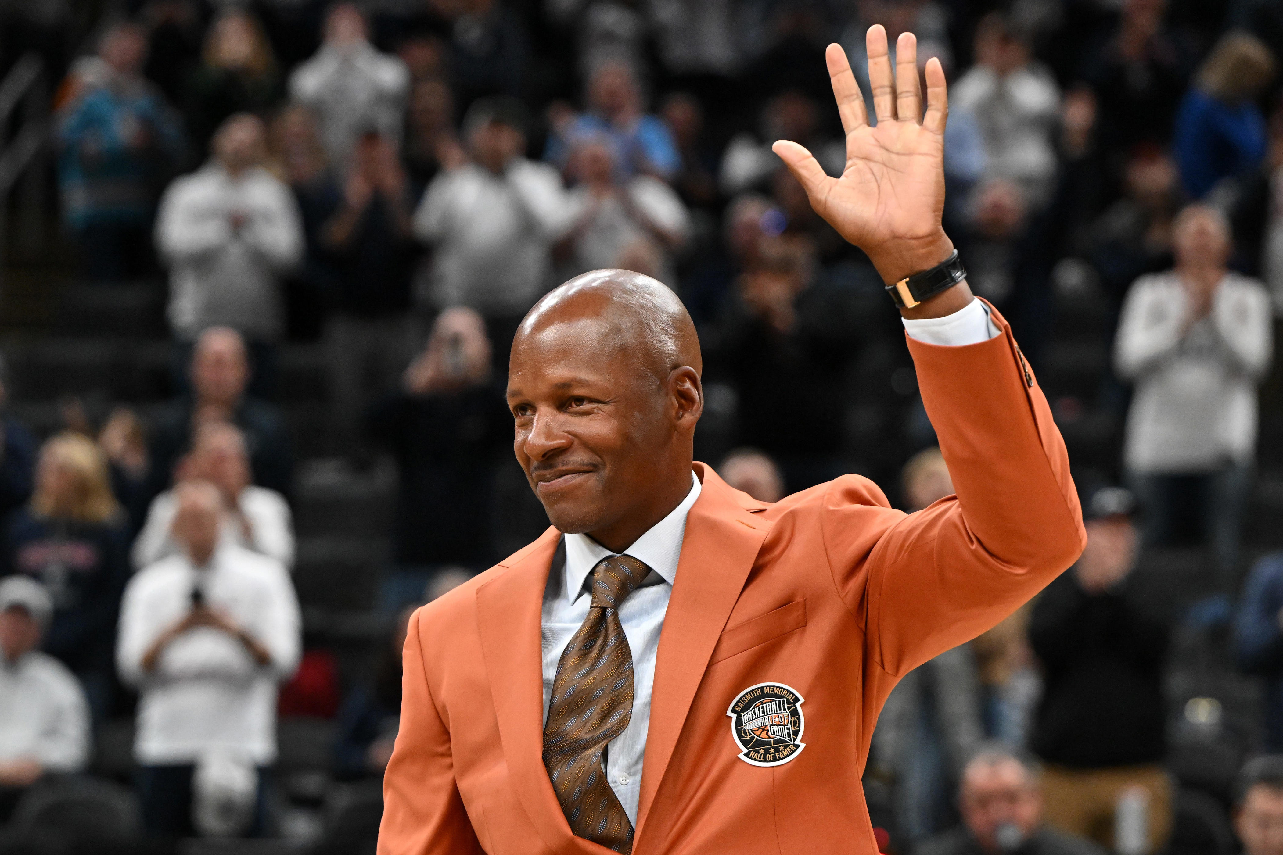Havlicek stole the pod: On UConn-Celtics ties, New England basketball ...