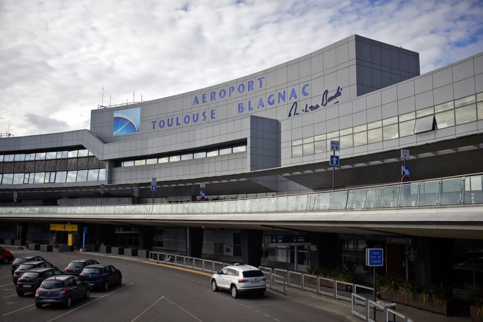 Ryanair flight takes off without 150 passengers as panicked flyers ...