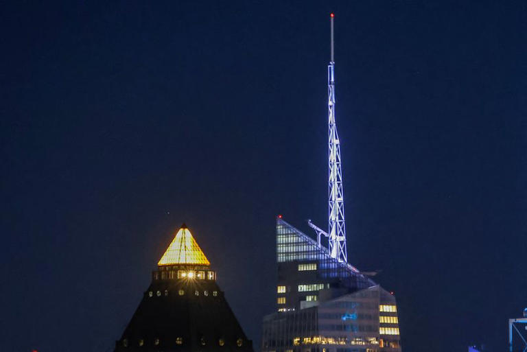 Wall Street giants tout SpaceX as Musk speaks at pre-IPO investor event