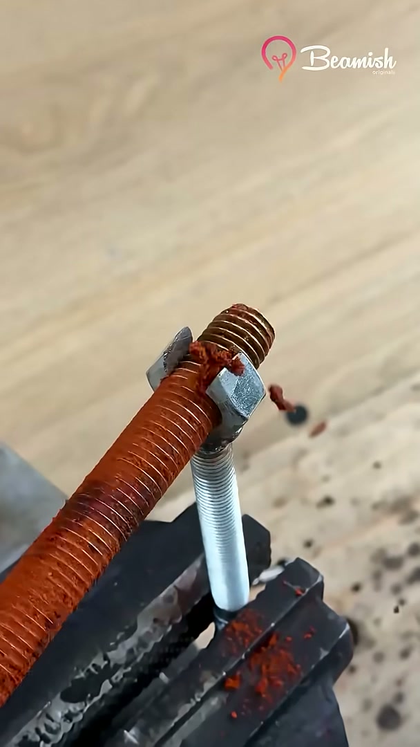 Satisfying thread restoration #diy #thread #restoration #trick