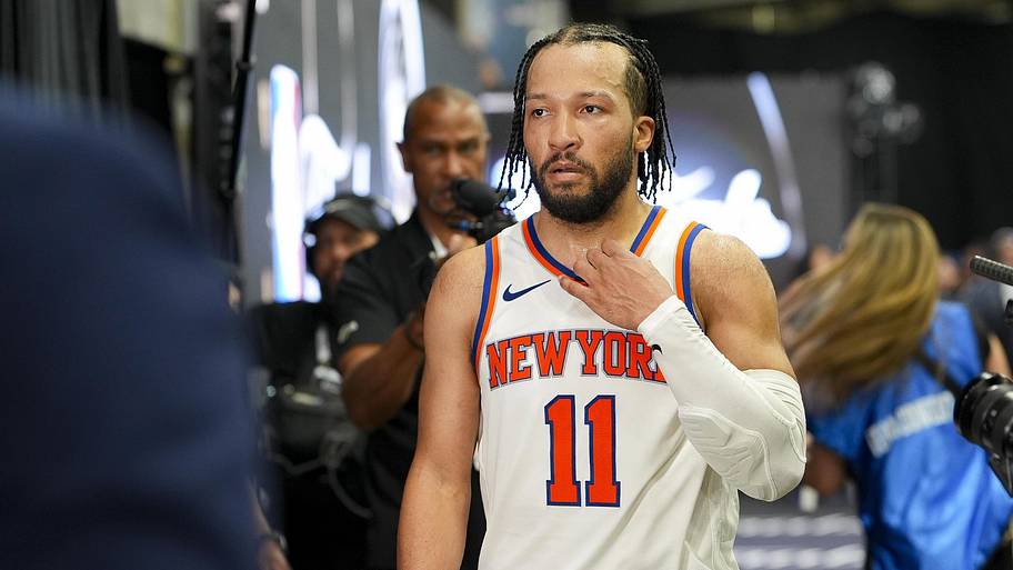 How 'elite' Knicks star Jalen Brunson gives Spurs unique defensive ...