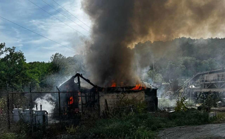 Beacon Falls building collapses after fire on Railroad Avenue Thursday ...
